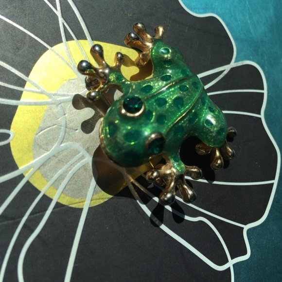 Jewelry | Vintage Adorable Green And Gold Frog Brooch Pin | Poshmark